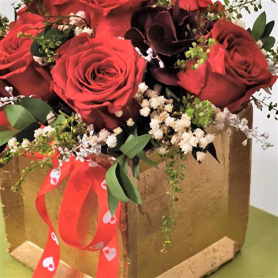 Forever Yours - Preserved Roses